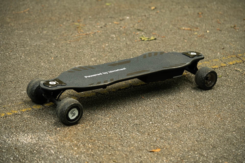 How To Ride an Electric Skateboard: A Beginner's Guide – iSinwheel ...